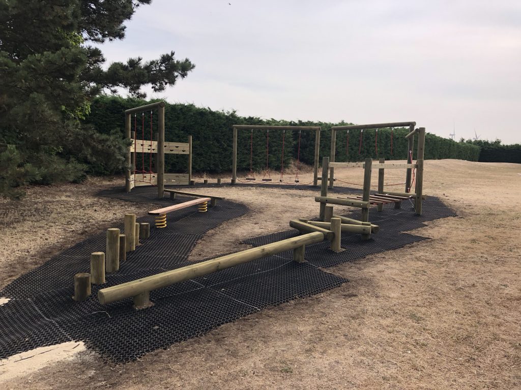Timber Adventure Trail installed for a local primary school - Setter Play