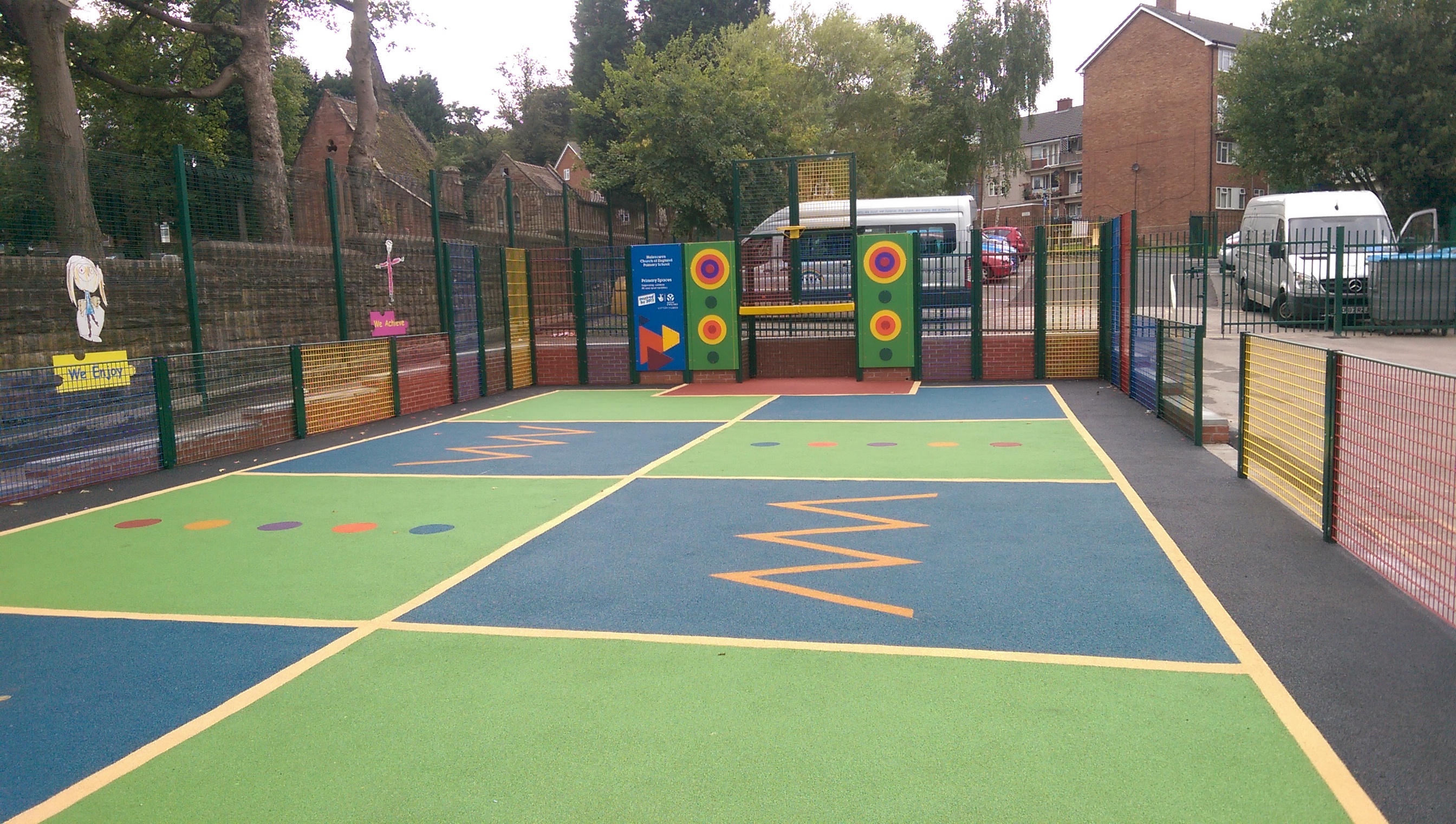 Multi Use Games Arena - Setter Play