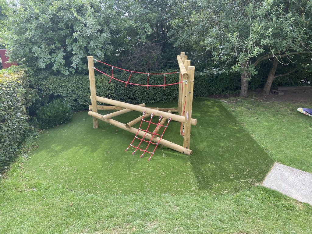 Itsy Bitsy Climbing Frame - Setter Play