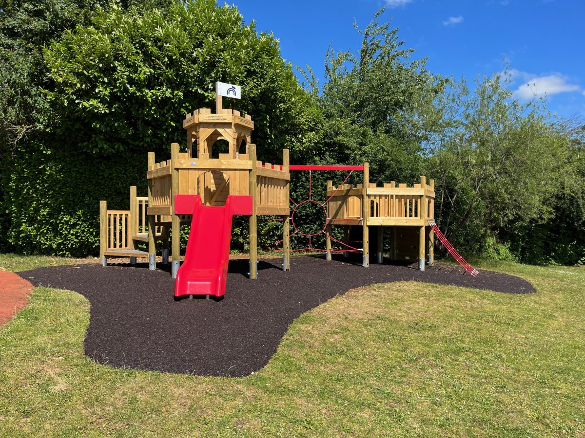 Magnificent castle play area installed in Oxfordshire - Setter Play